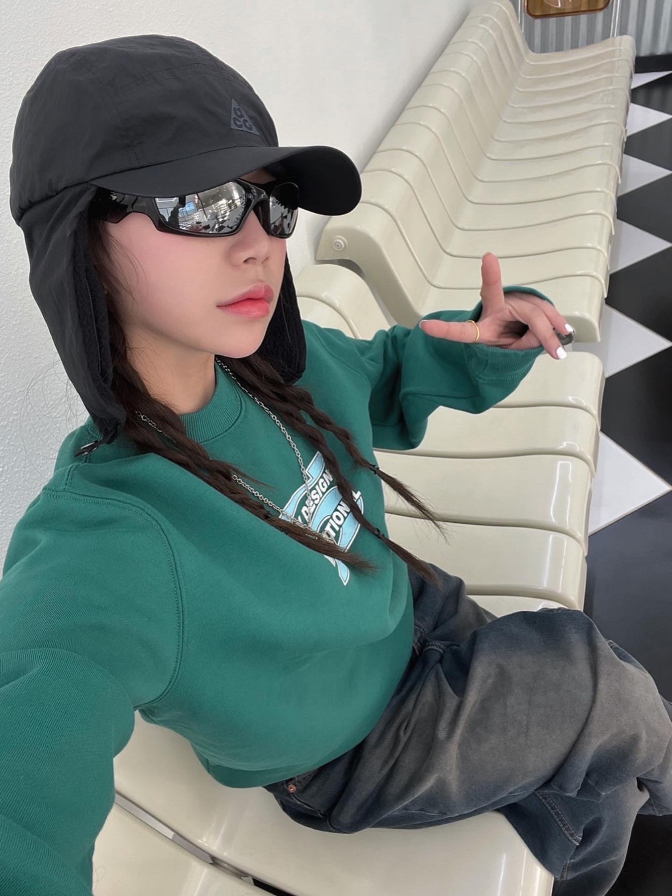 환녜디 (@yejida) 님의 게시물 | KREAM