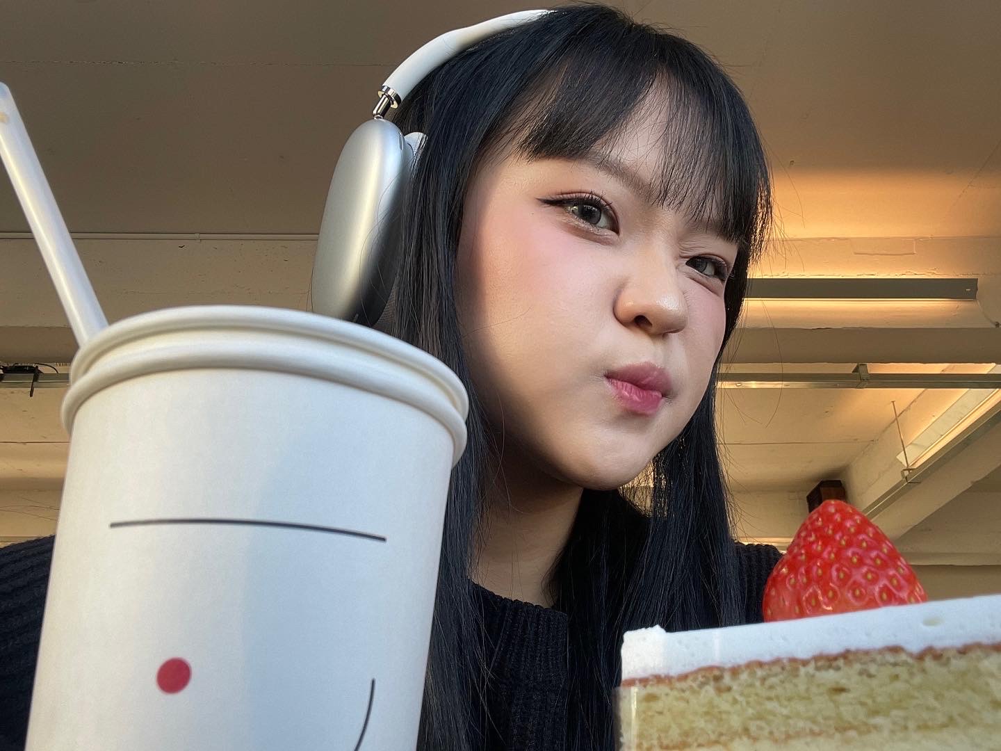 In hwa (@inah0ng) 님의 게시물 | KREAM