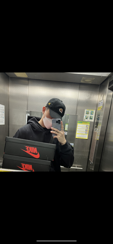 (@______jm) 님의 게시물 | KREAM