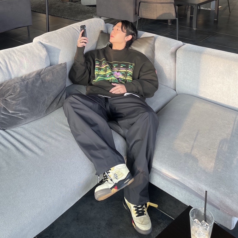 섭이 (@hee_seop) 님의 게시물 | KREAM