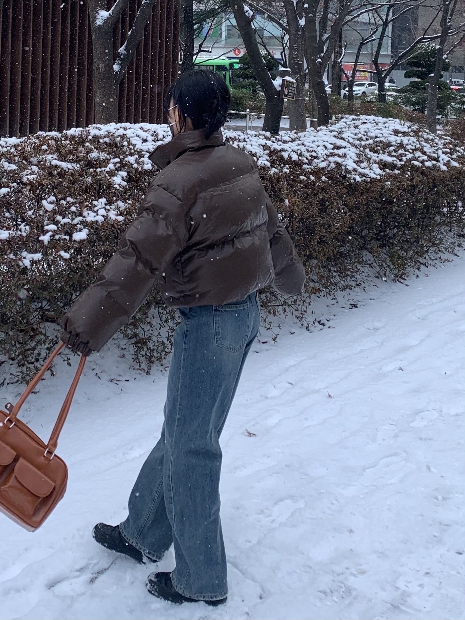 무무 (@kimmumu) 님의 게시물 | KREAM