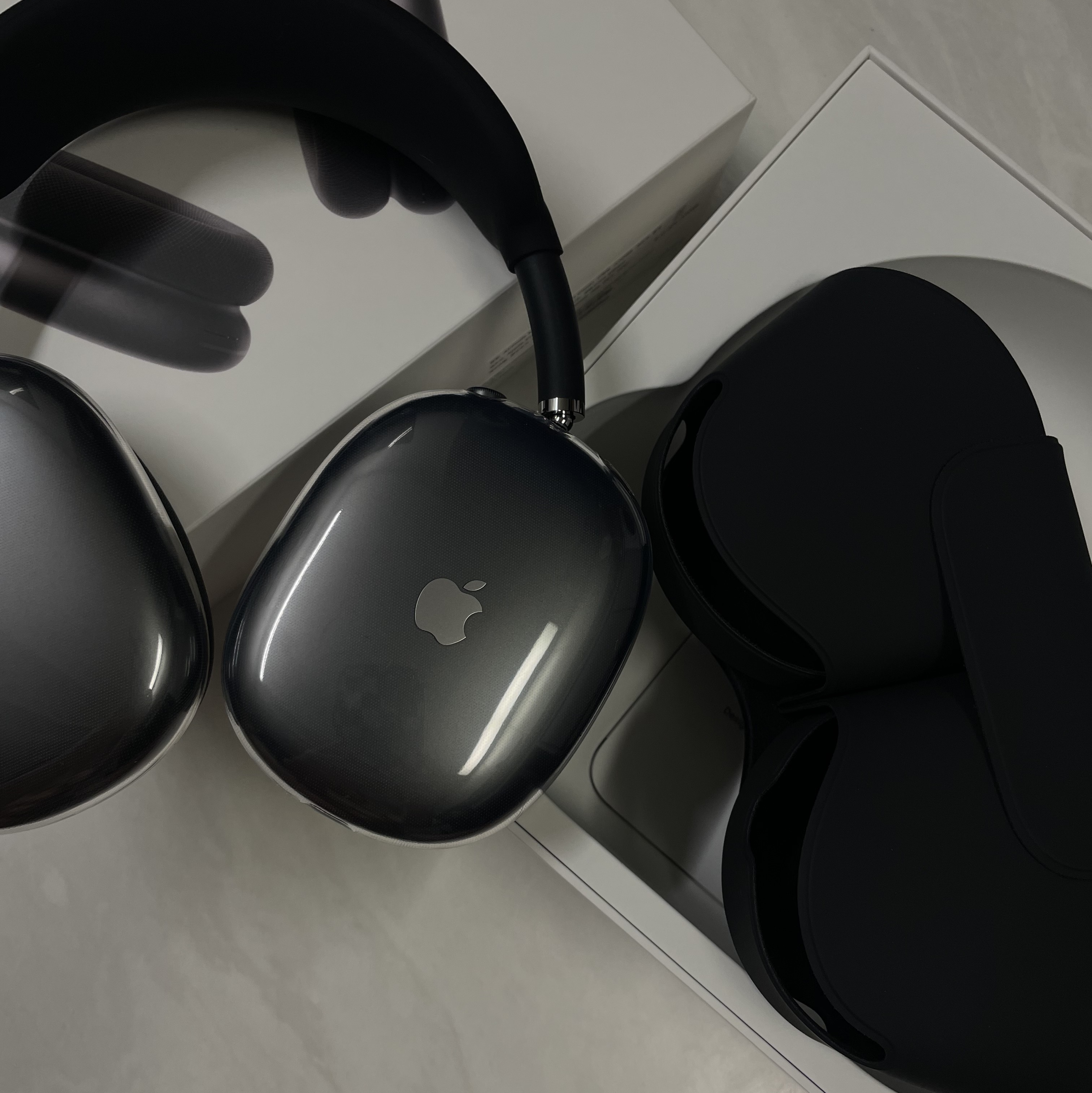 아욧 (@_01.29ay) 님의 게시물 | KREAM