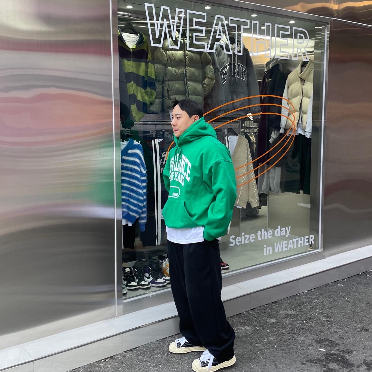 꿀이 (@jj___un_) 님의 게시물 | KREAM