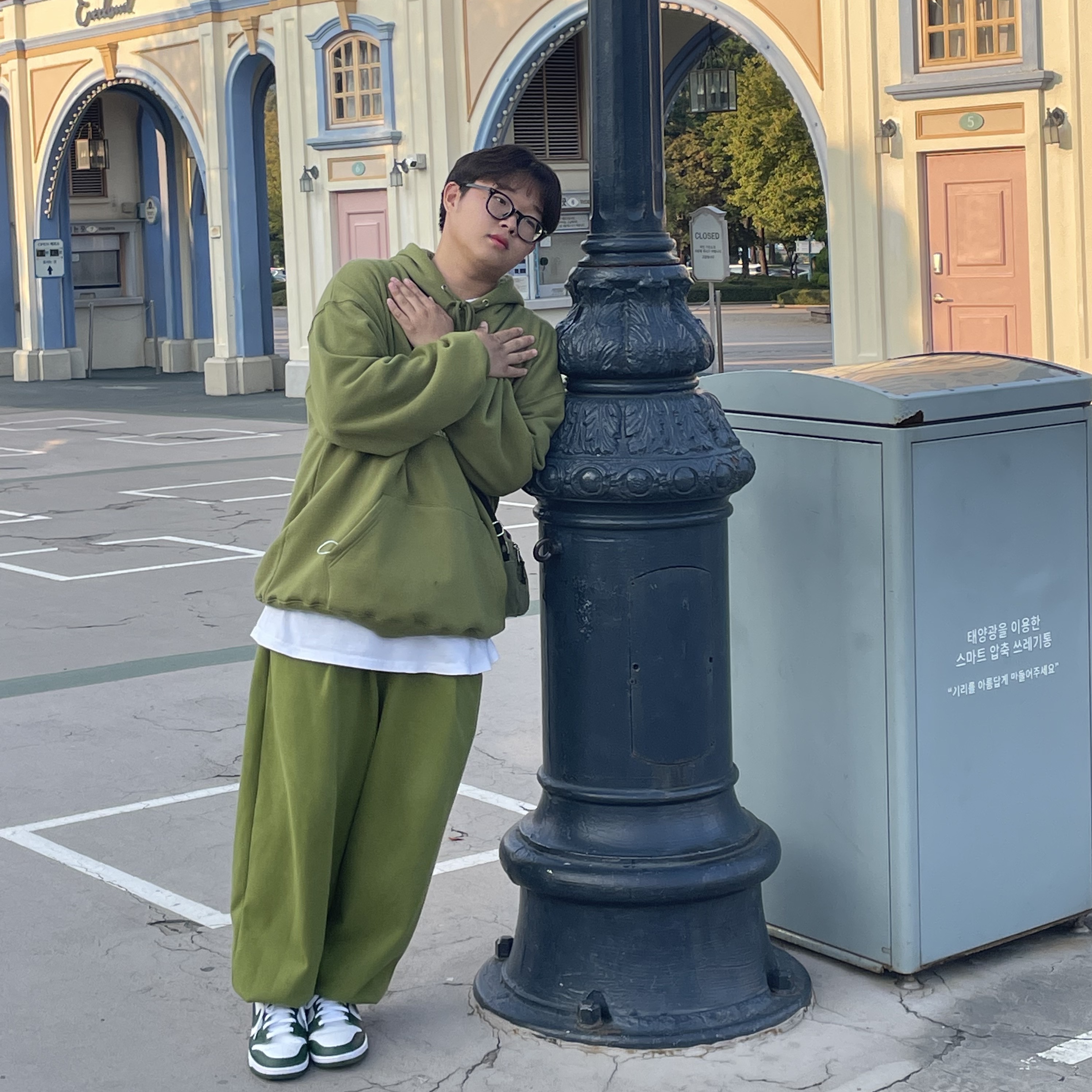 이감자 (@wook._xx) 님의 게시물 | KREAM