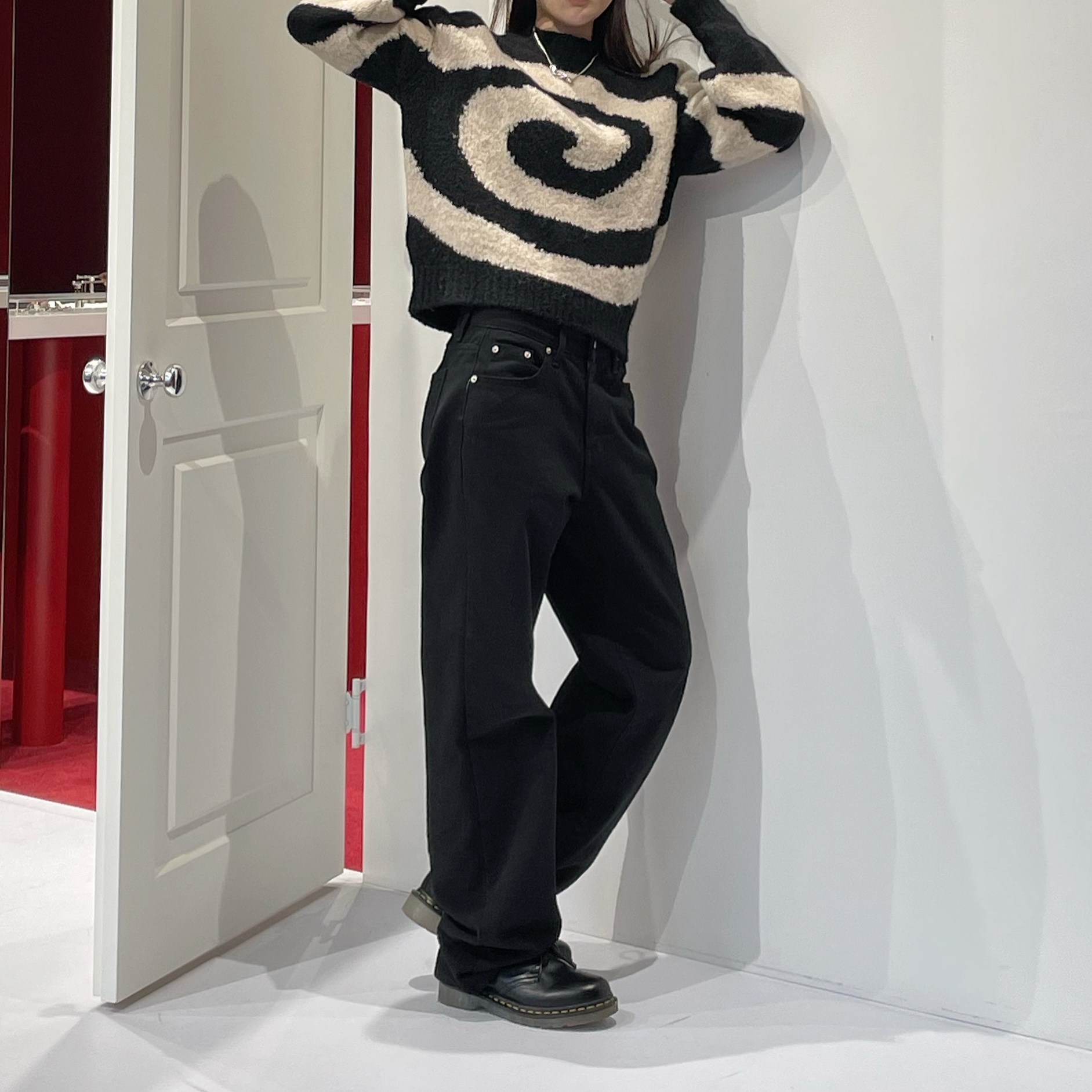 (@q3.y_) 님의 게시물 | KREAM