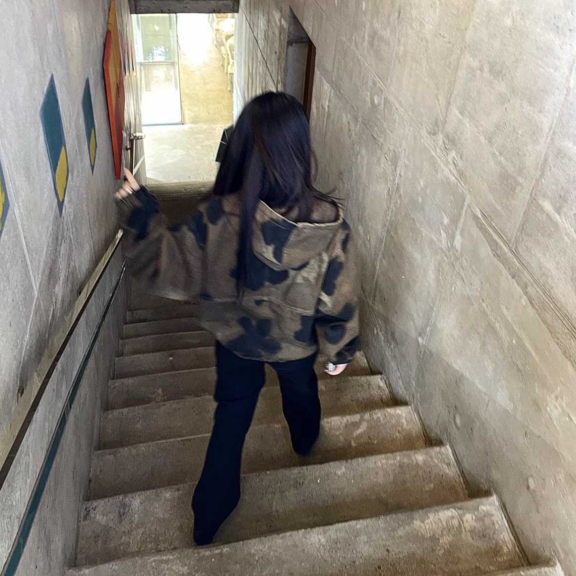 (@q3.y_) 님의 게시물 | KREAM