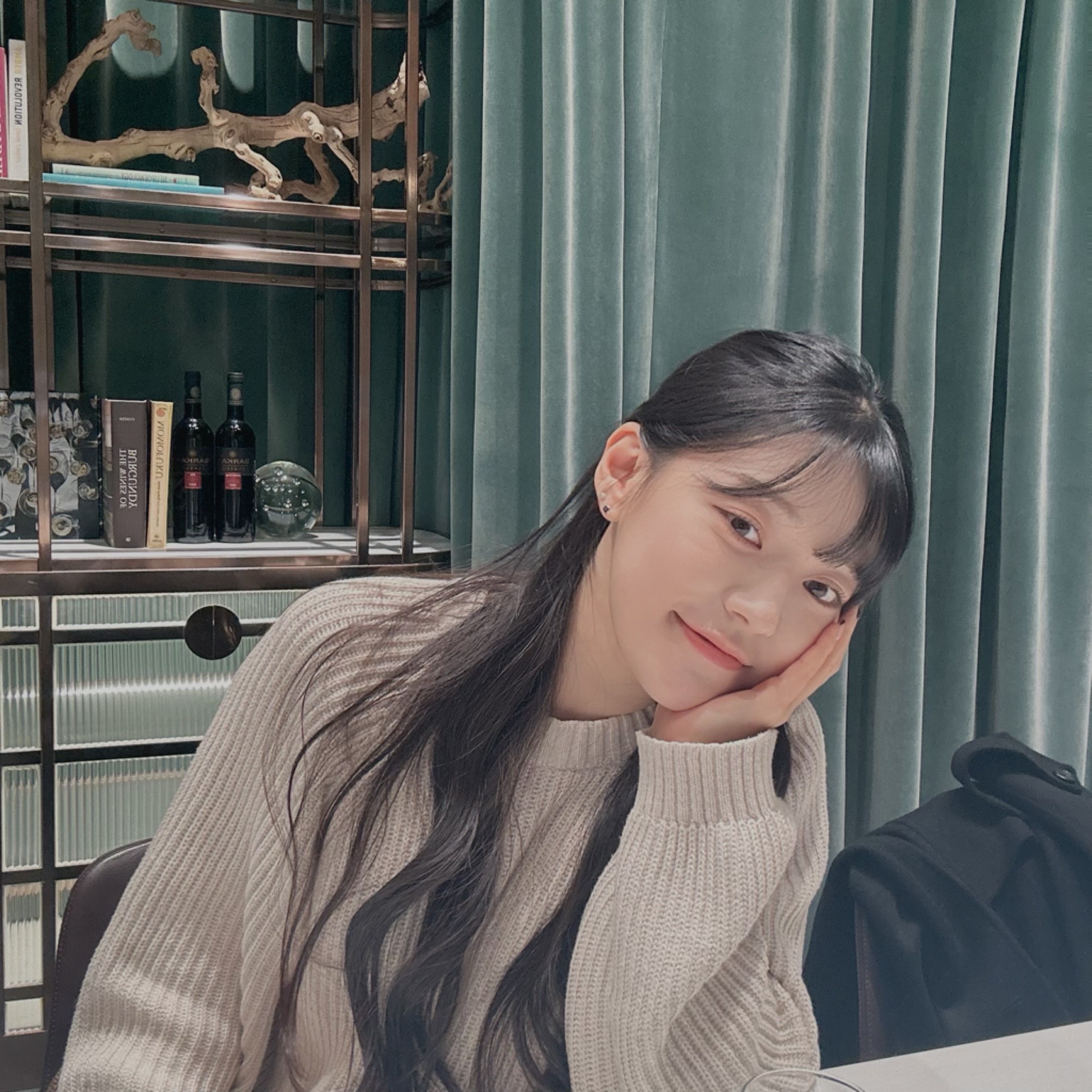 뚀리 (@s_o_r_i__) 님의 게시물 | KREAM