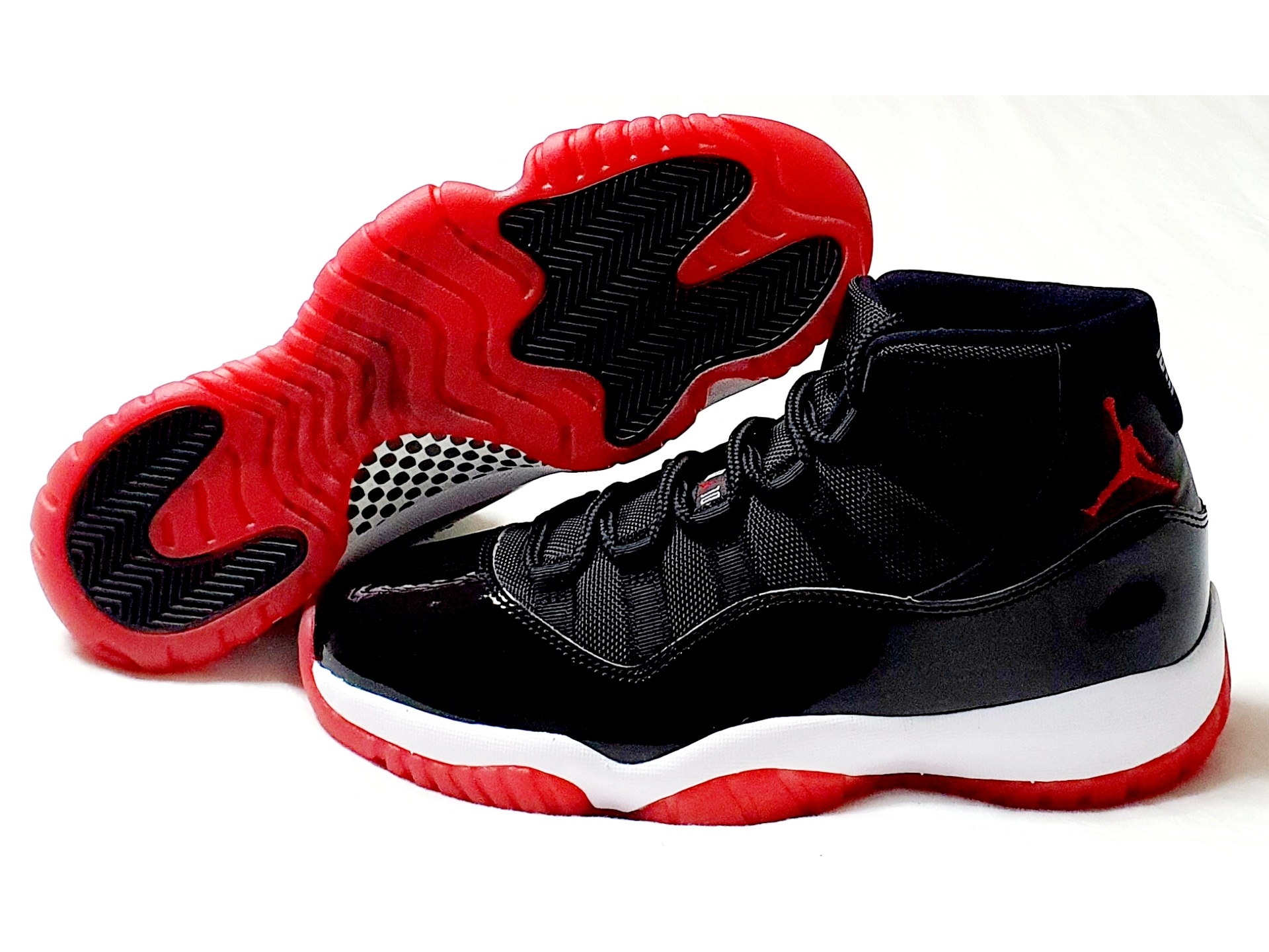 @sneaker_woong (@sneaker_woong) 님의 게시물 | KREAM