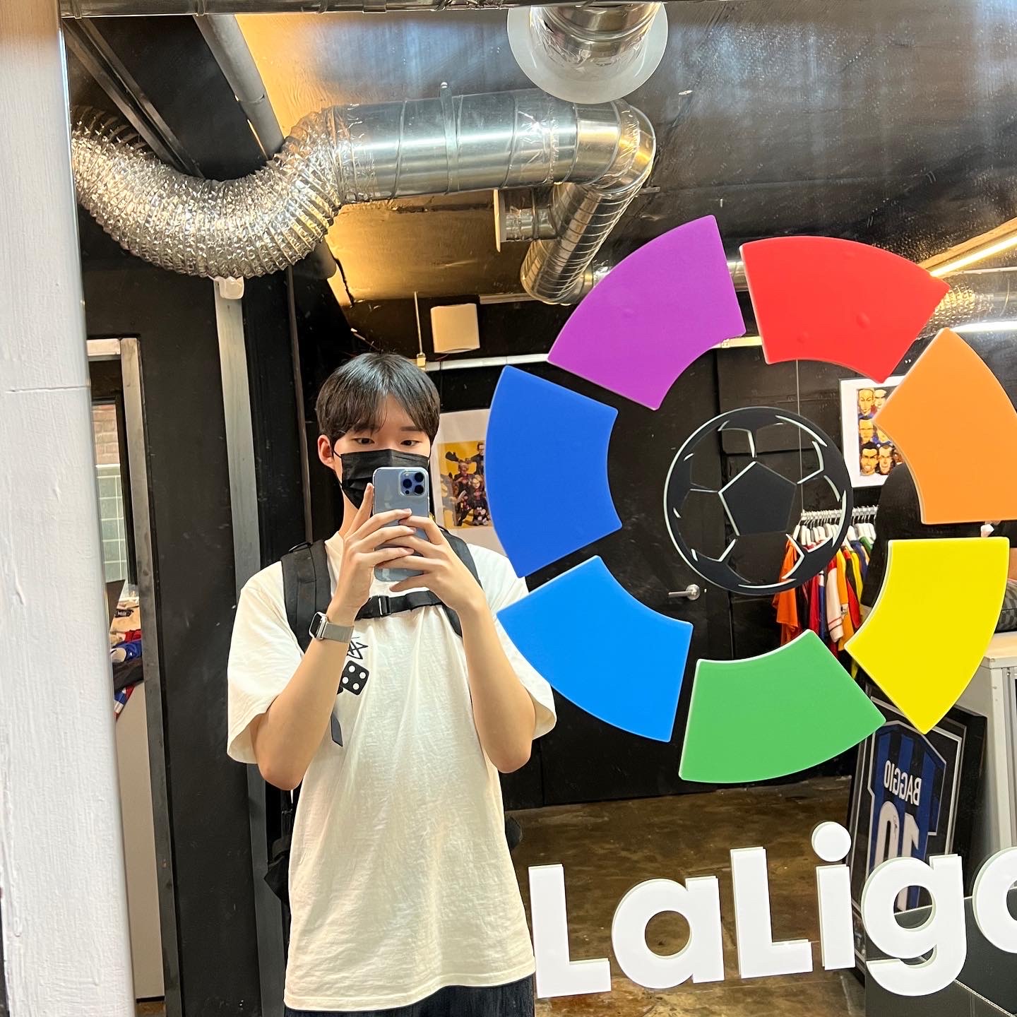 ah341 (@cvixek) 님의 게시물 | KREAM