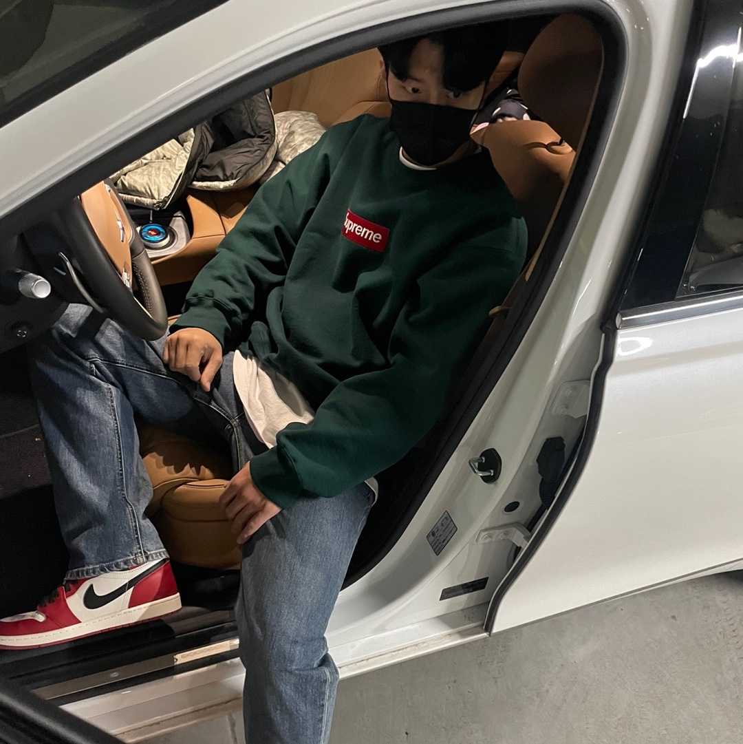 (@_jnkkk) 님의 게시물 | KREAM