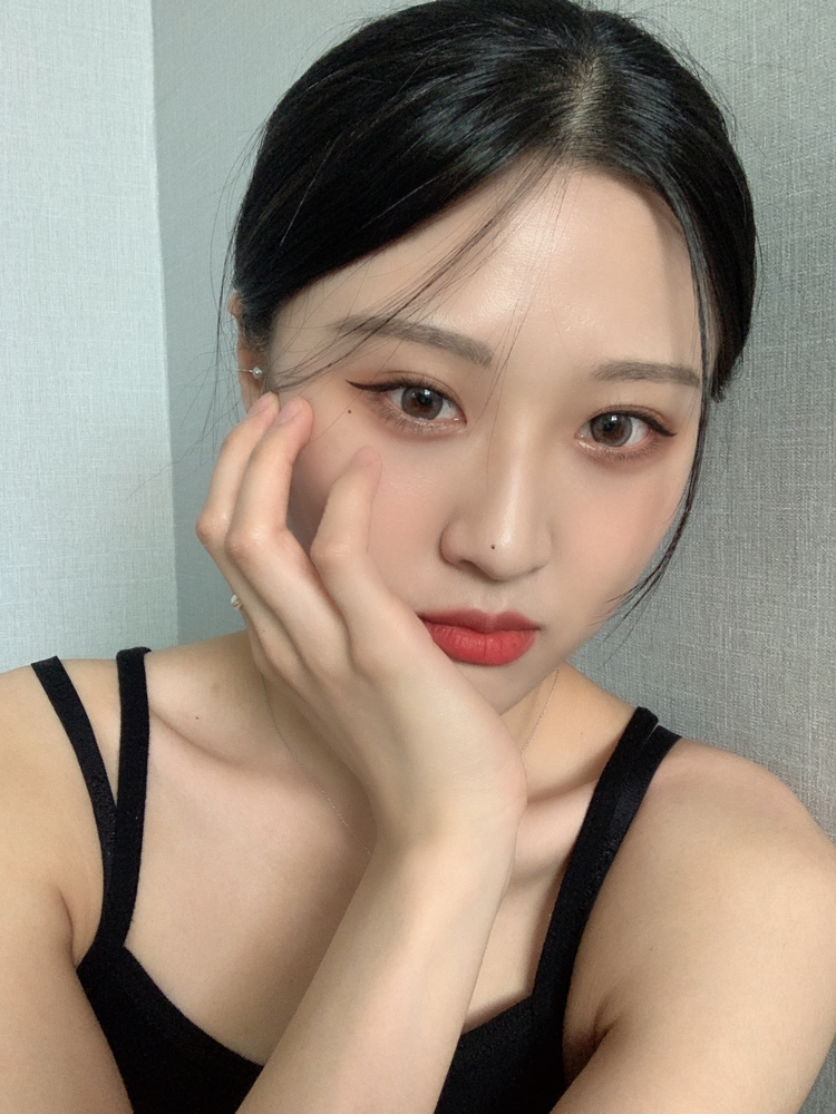 (@suya___) 님의 게시물 | KREAM