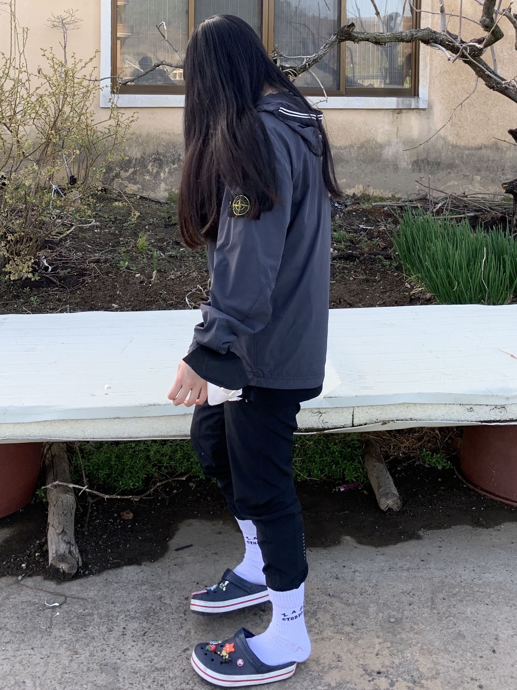 (@155.9_) 님의 게시물 | KREAM