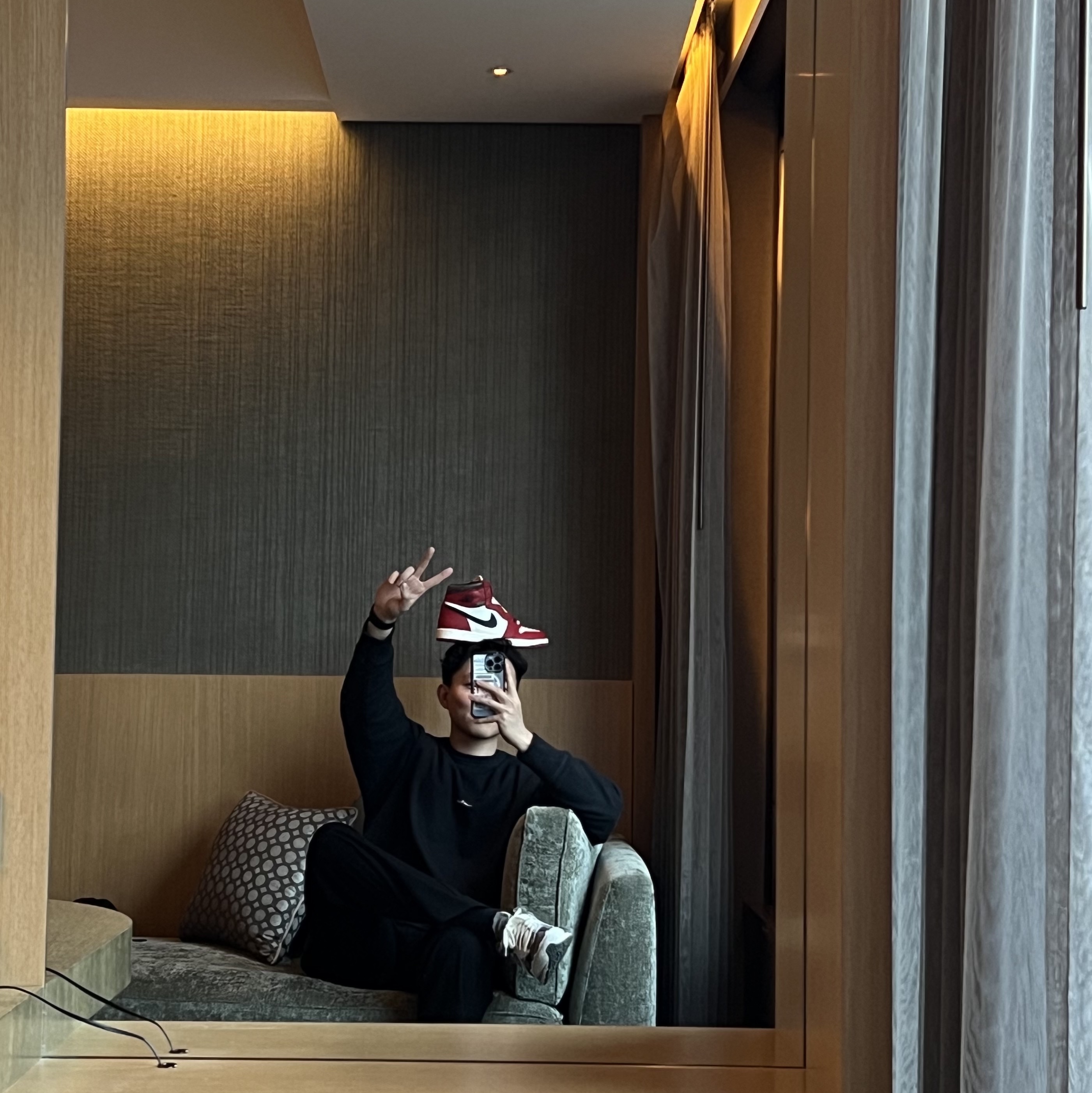 (@______jm) 님의 게시물 | KREAM