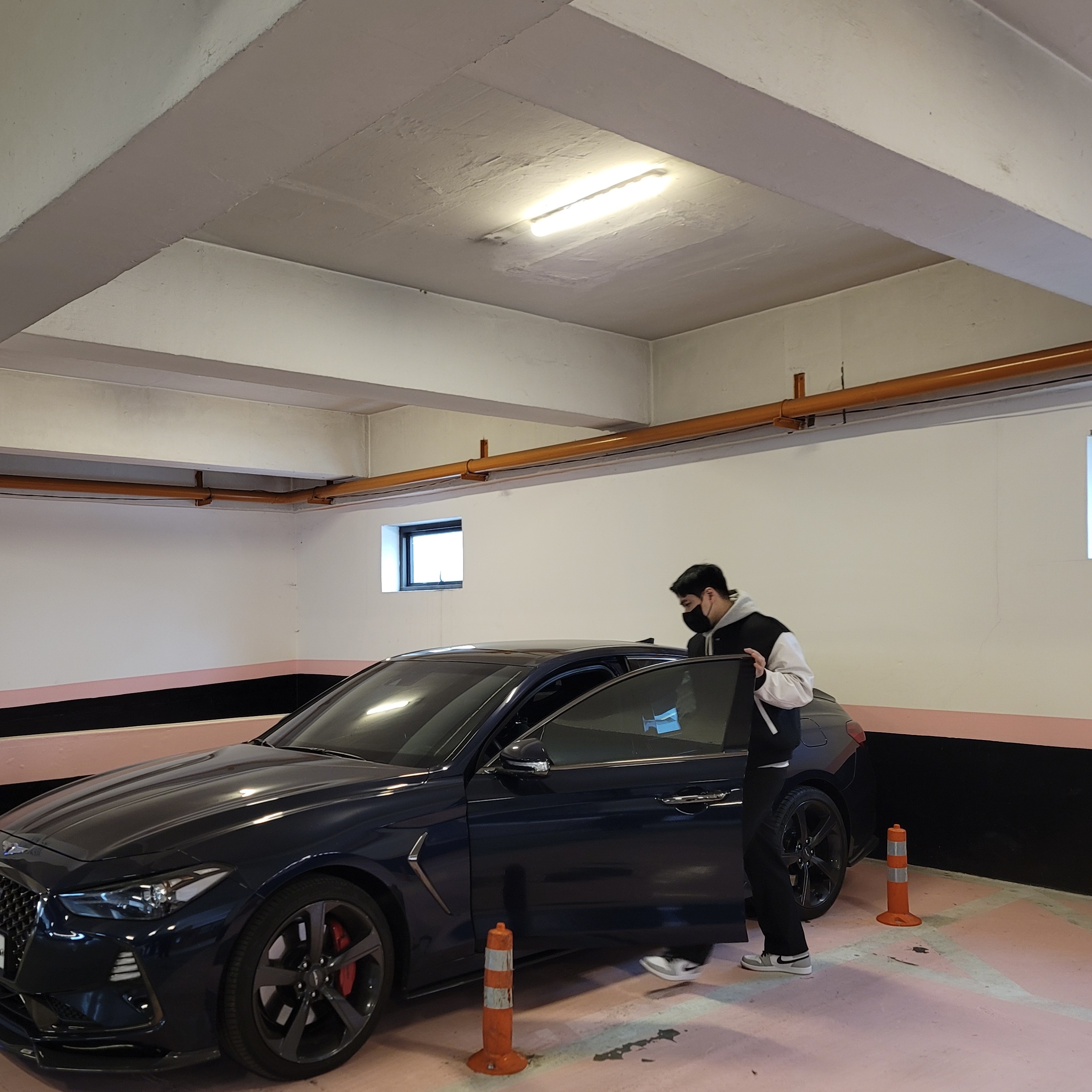 절미 (@wjfal) 님의 게시물 | KREAM