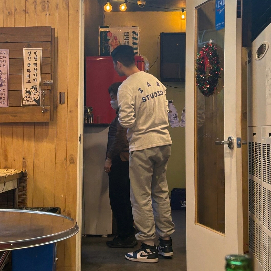 yukkk_67 (@uk_2022) 님의 게시물 | KREAM