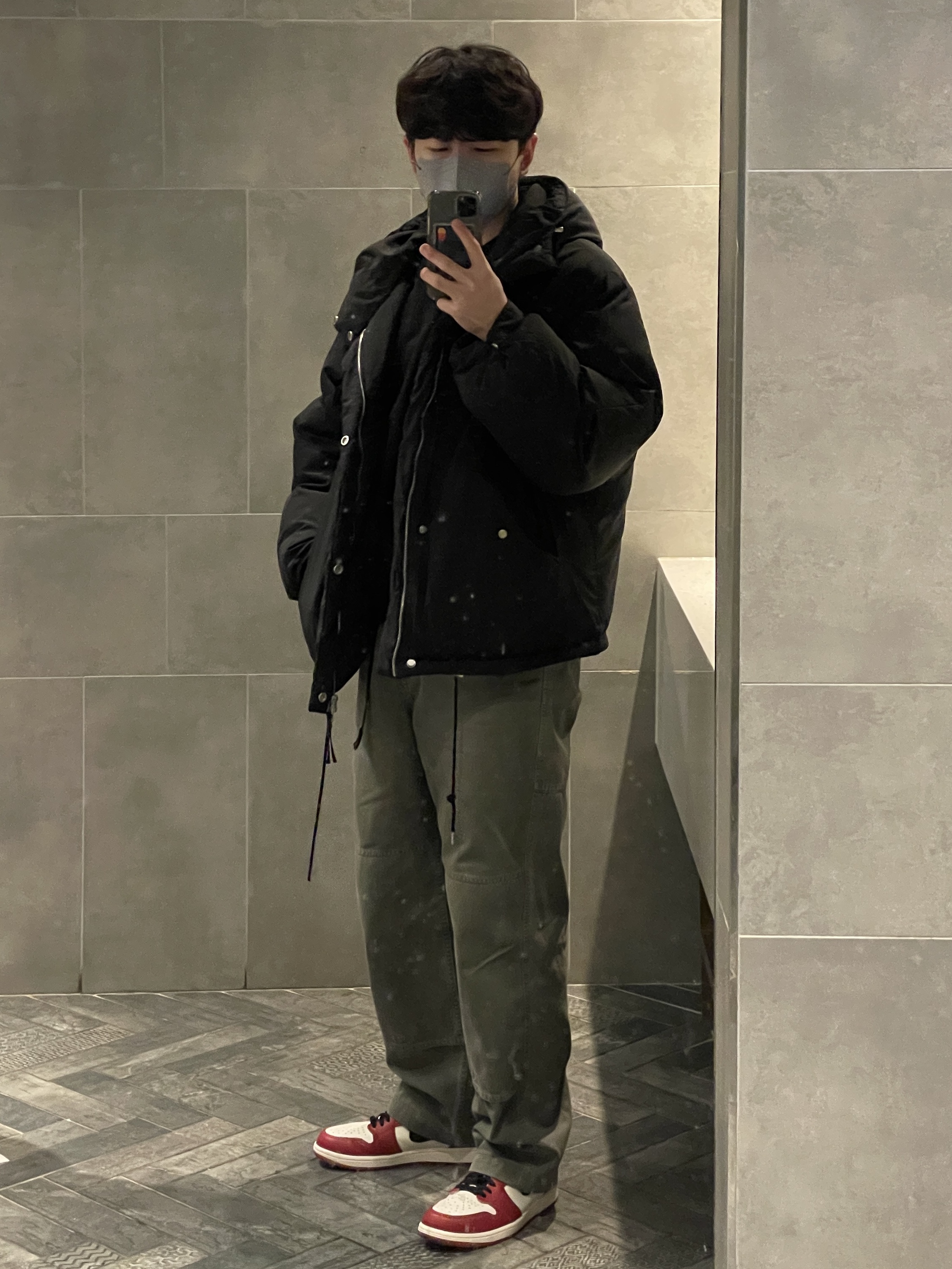 토토타운 (@tox3wn) 님의 게시물 | KREAM