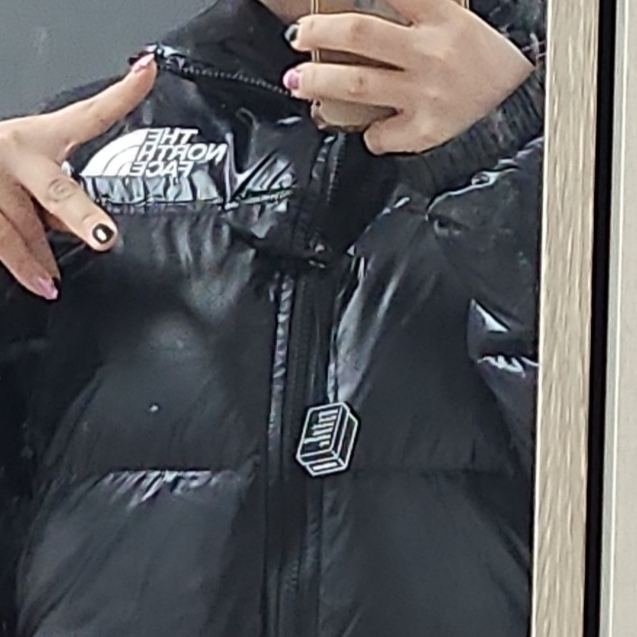 최윤정 (@dbswjd0377) 님의 게시물 | KREAM