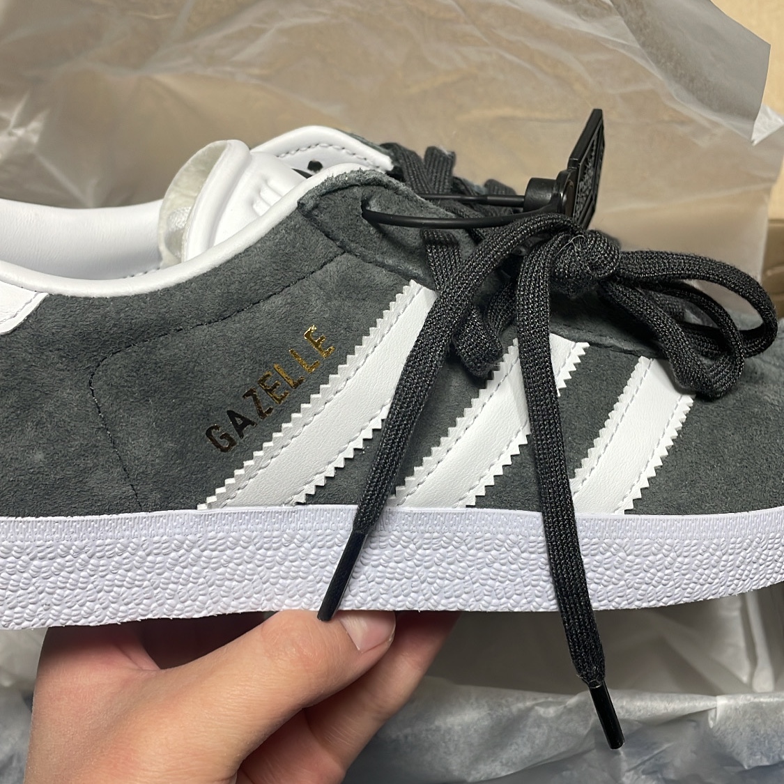 (@aldxald) 님의 게시물 | KREAM