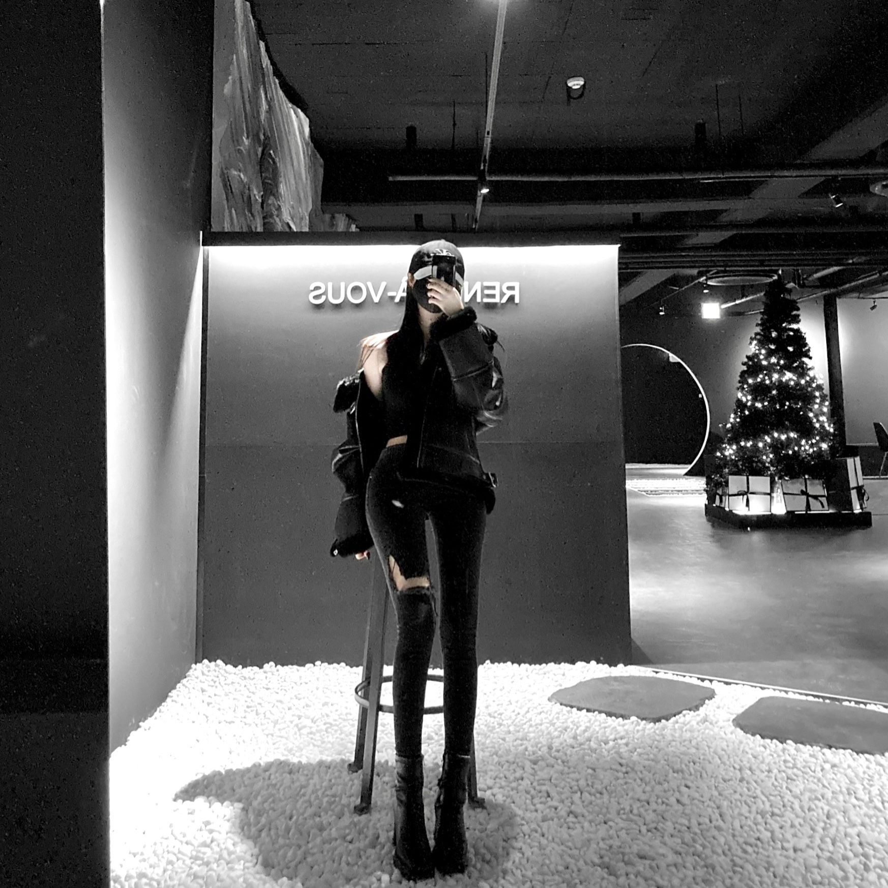 Instagram:06.l1 (@06.l1) 님의 게시물 | KREAM