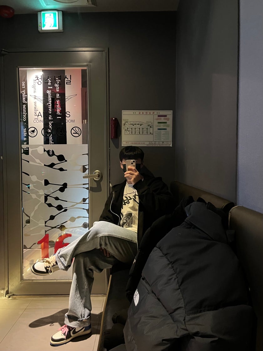 나익희 (@jhkk__) 님의 게시물 | KREAM