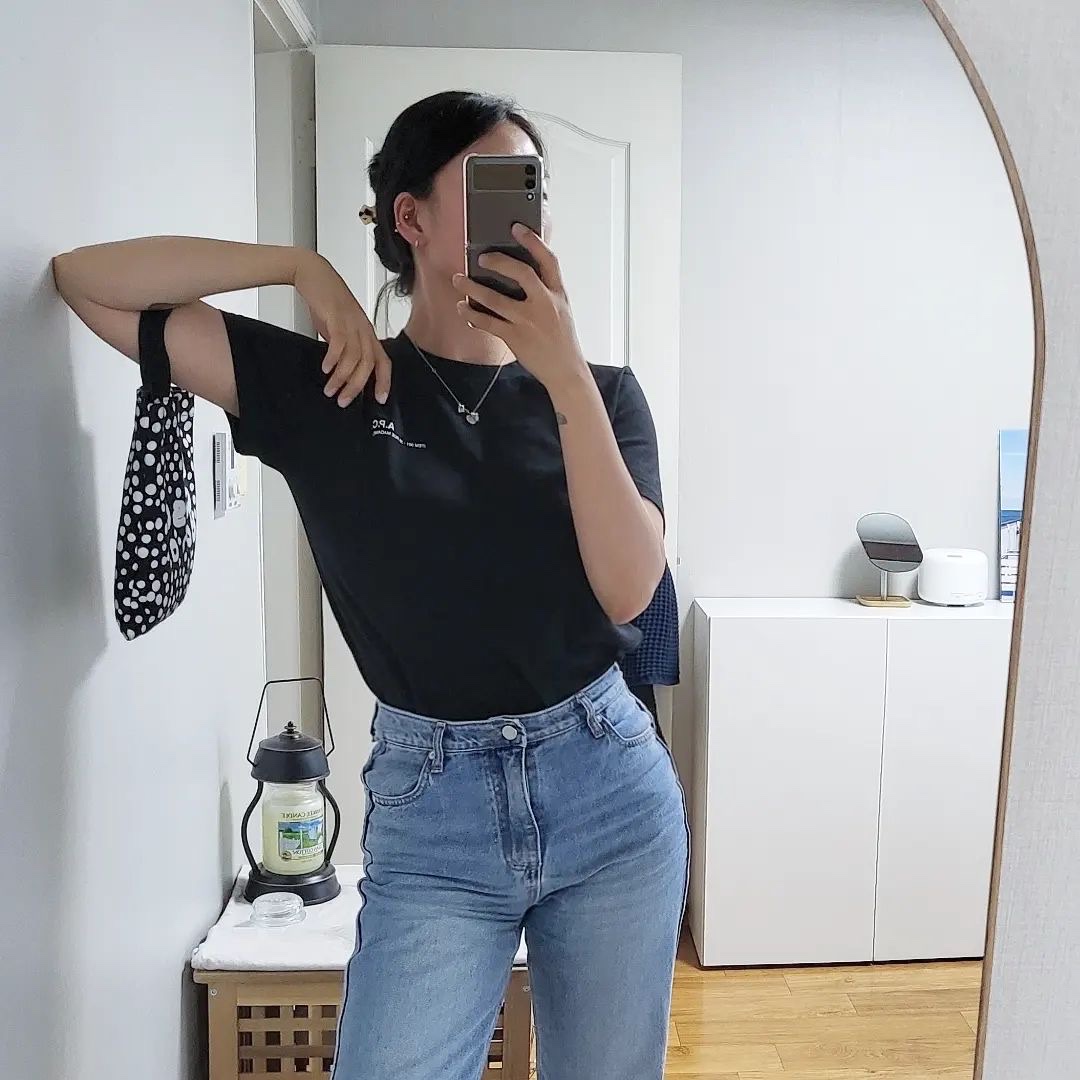 데일리 착샷 뉴스 (@u_daily_u) 님의 게시물 | KREAM