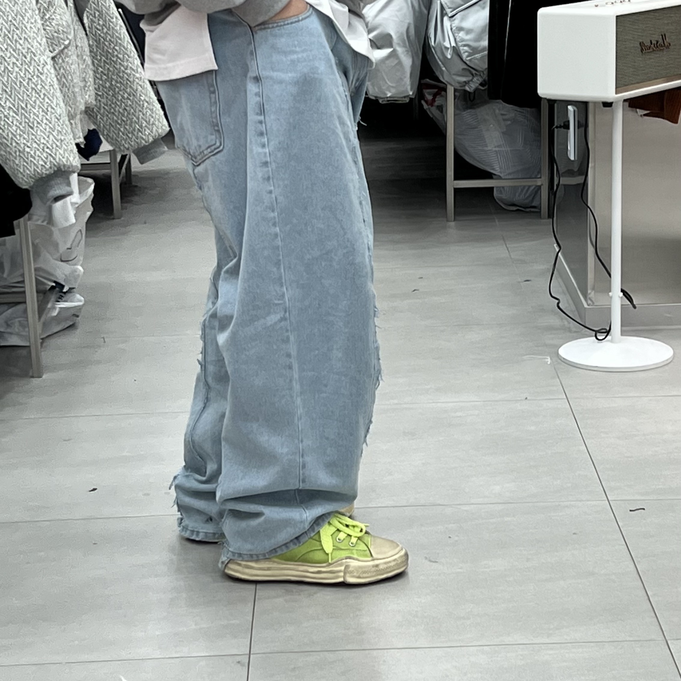 꿀이 (@jj___un_) 님의 게시물 | KREAM