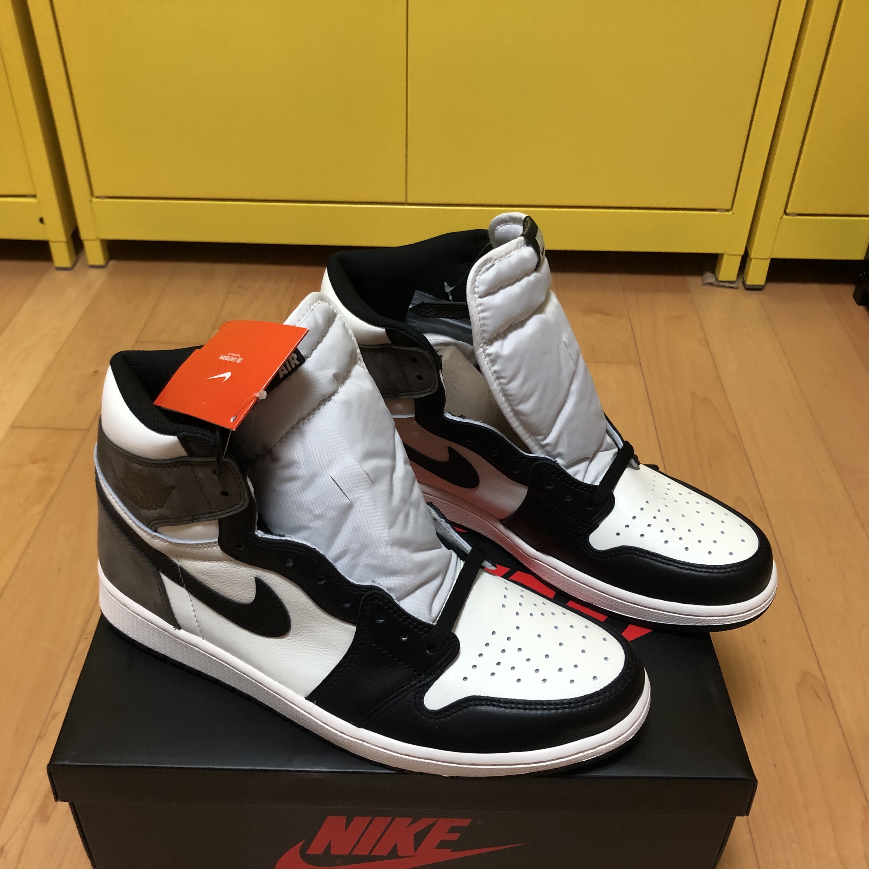 스바 (@seuba1) 님의 게시물 | KREAM