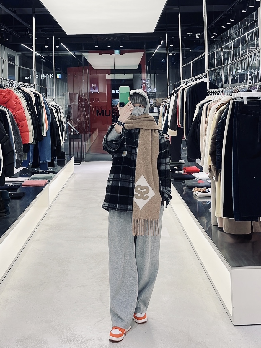 💙강군패밀리💚 (@classictype07) 님의 게시물 | KREAM