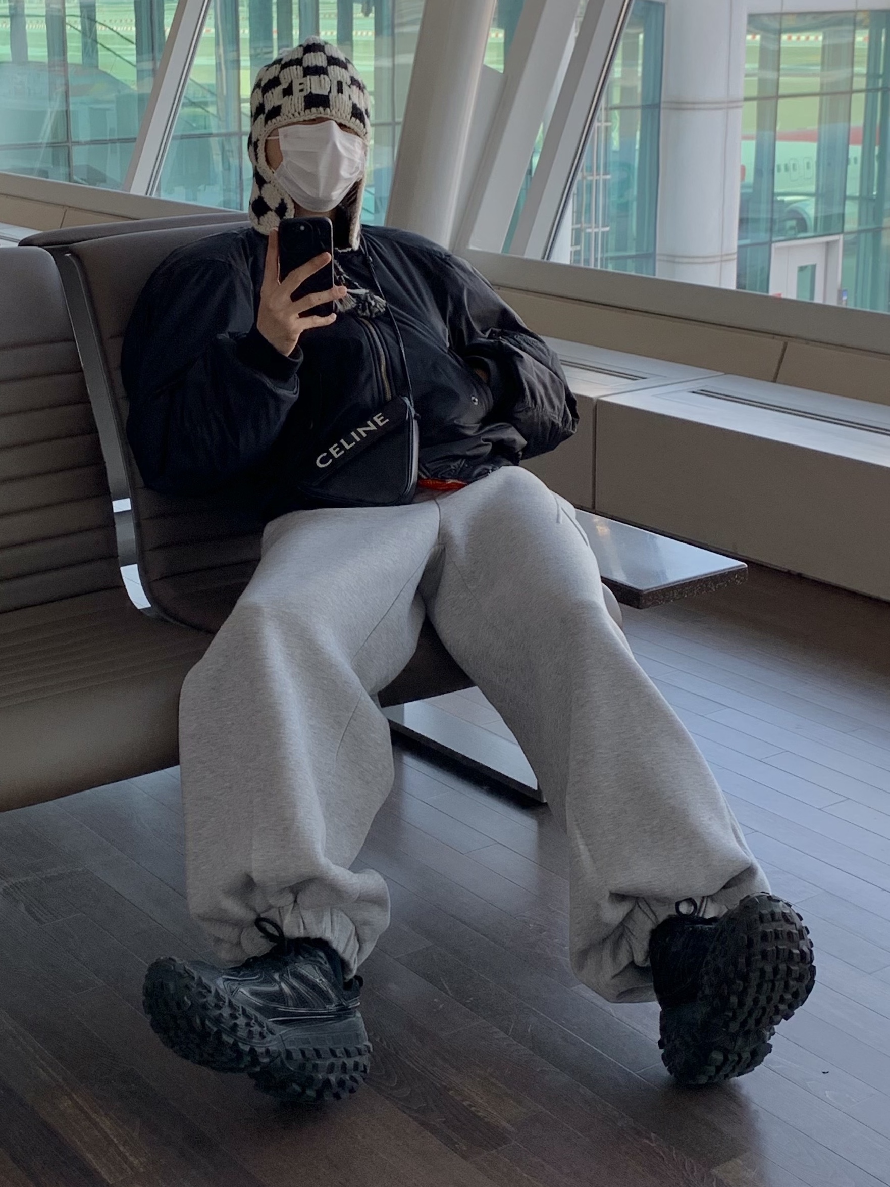 김원익 (@cozy_tex) 님의 게시물 | KREAM