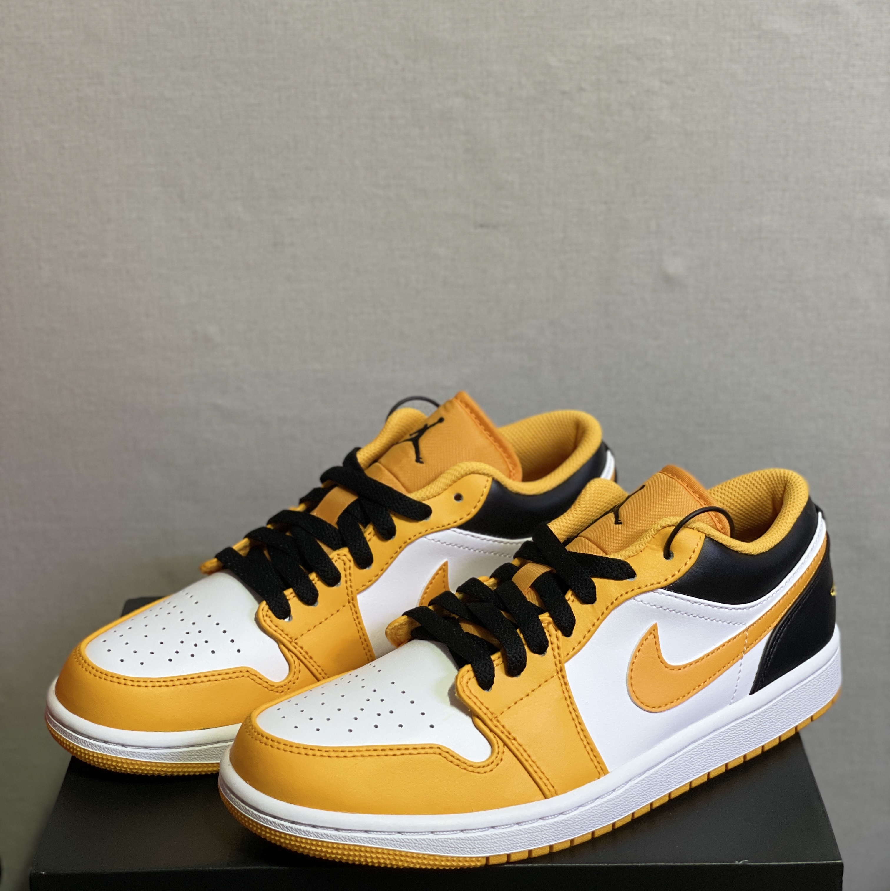 세마 (@gronring) 님의 게시물 | KREAM