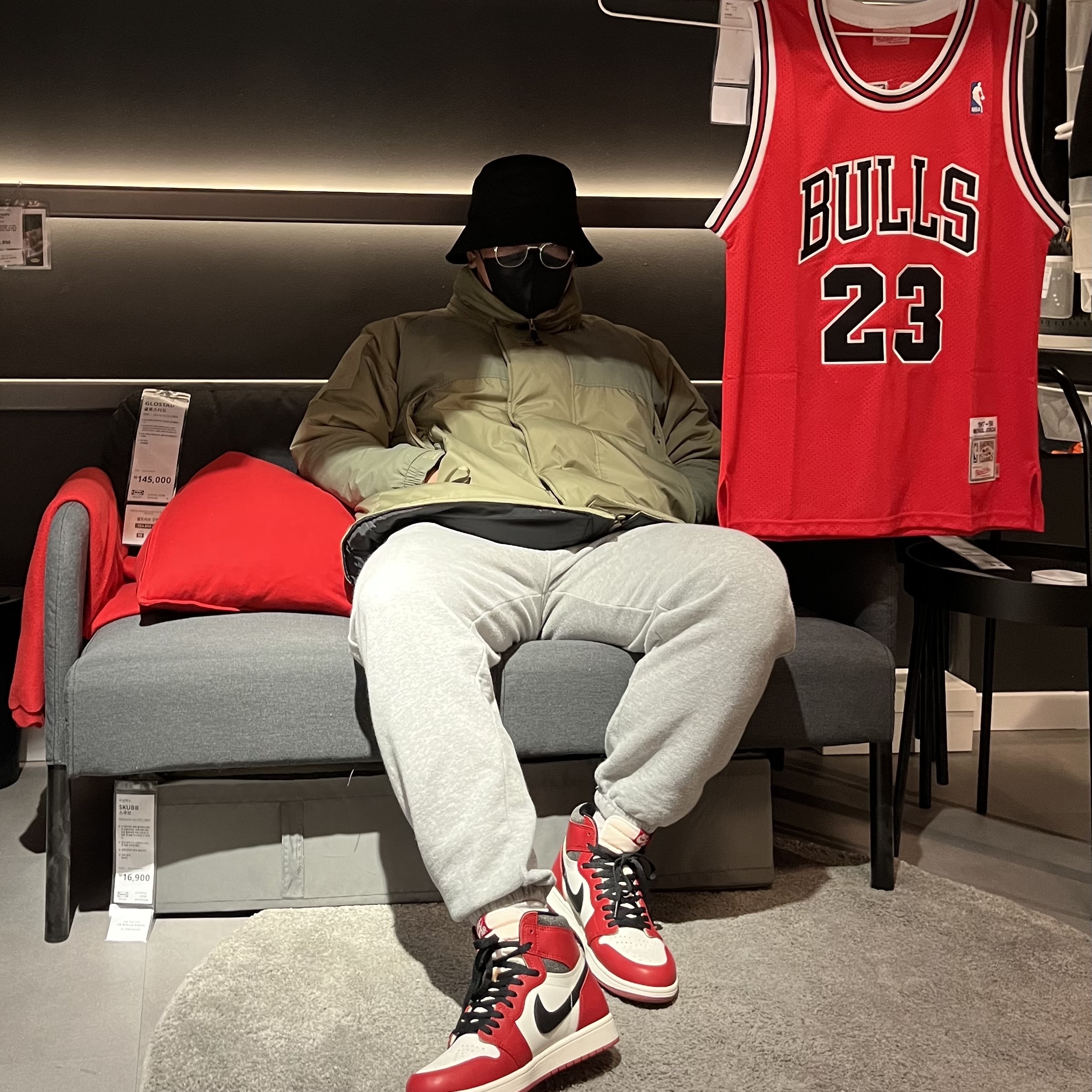 ddg01121 (@si_nb_al) 님의 게시물 | KREAM