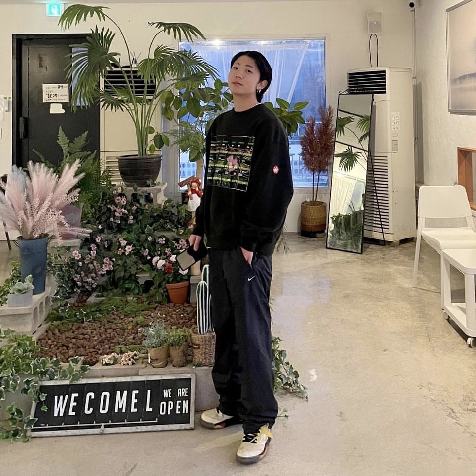 섭이 (@hee_seop) 님의 게시물 | KREAM