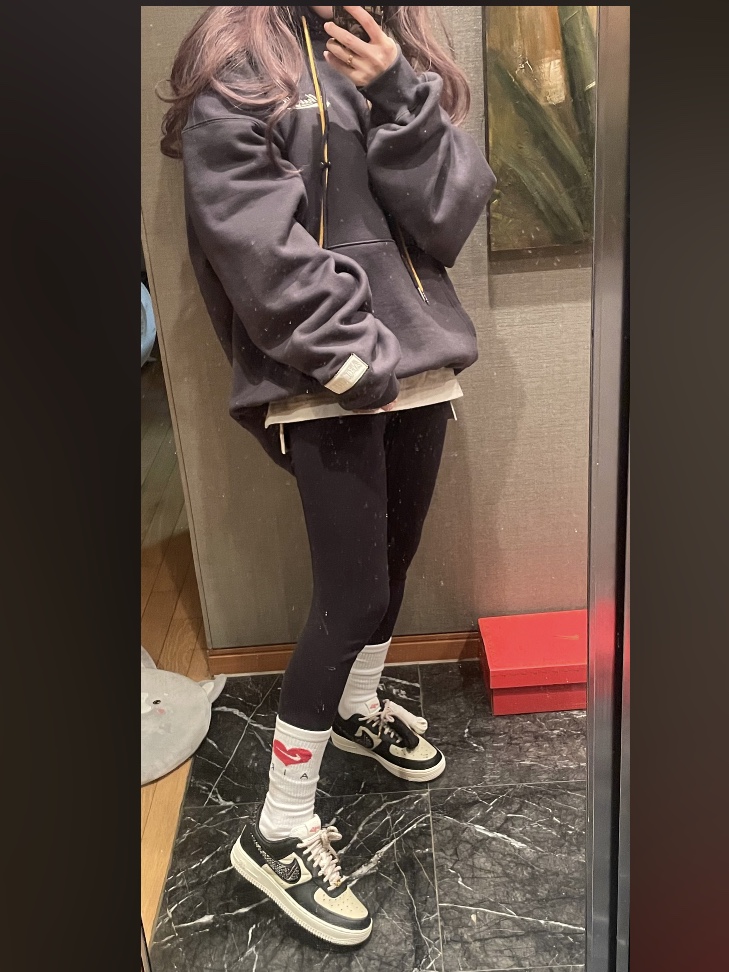 크르응 (@kikikizzz) 님의 게시물 | KREAM