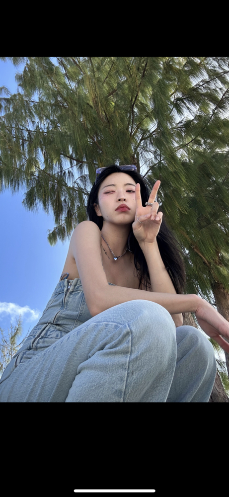 JIN (@jus.jjin) 님의 프로필 | KREAM