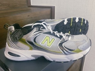 이루야 (@iroo___ya) 님의 게시물 | KREAM