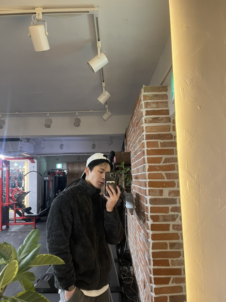 신태웅 (@woong_st) 님의 게시물 | KREAM