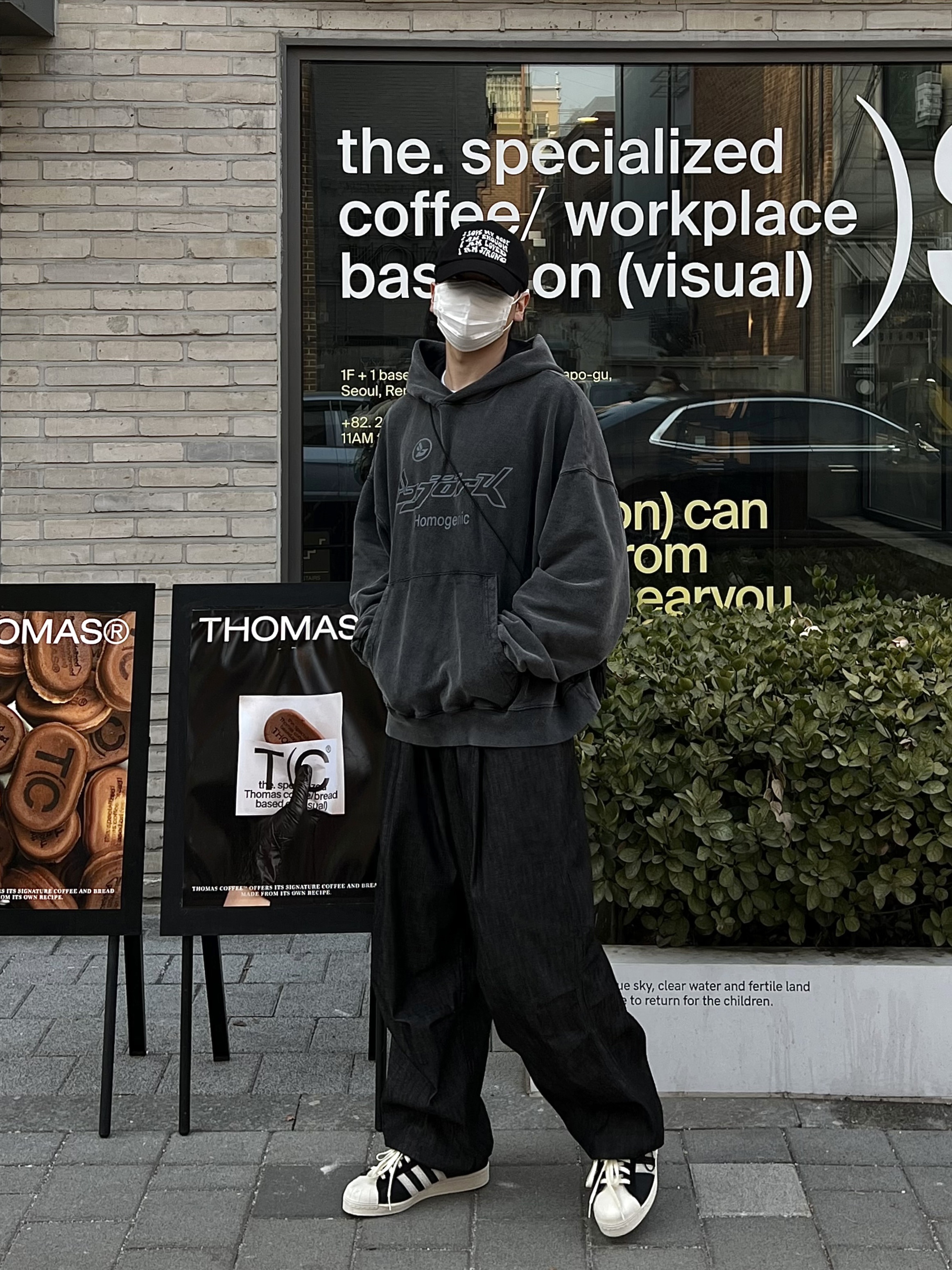 성진 (@s___j2) 님의 게시물 | KREAM