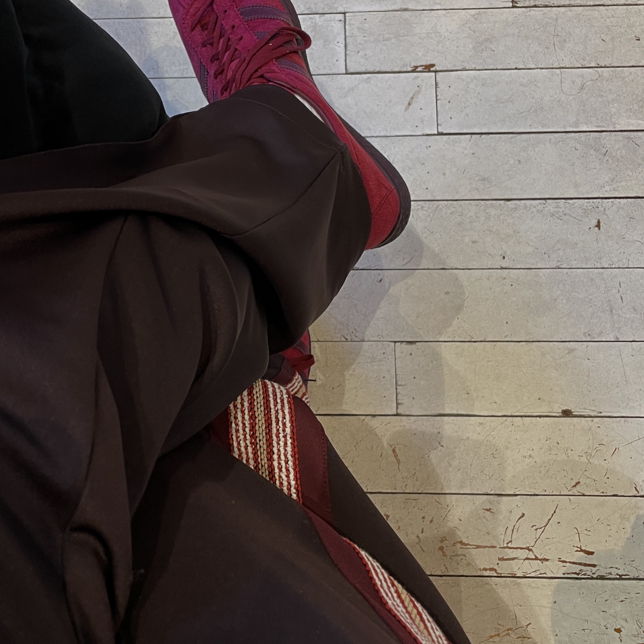 송고니 (@gony_s) 님의 게시물 | KREAM