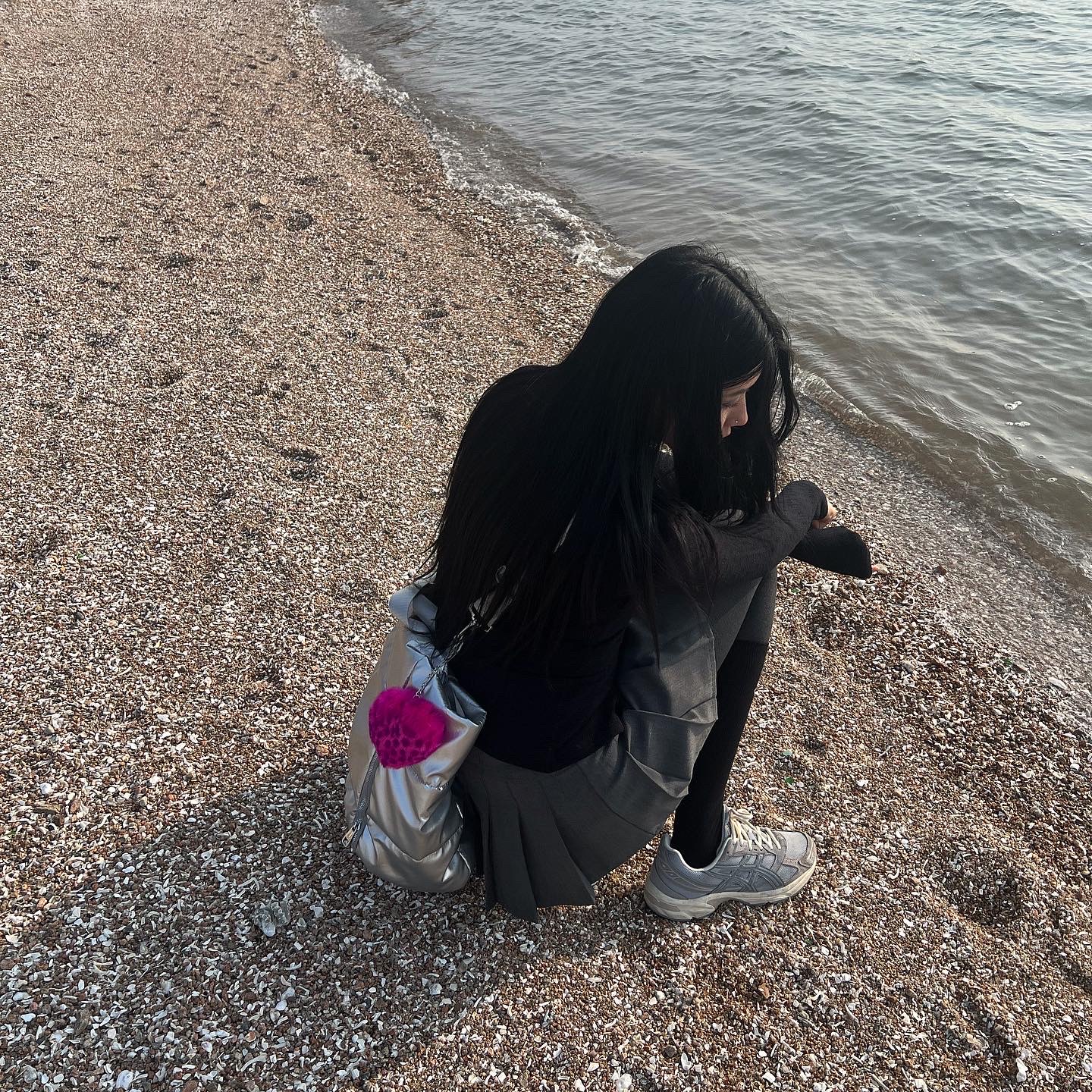 매매 (@fruiting__) 님의 게시물 | KREAM