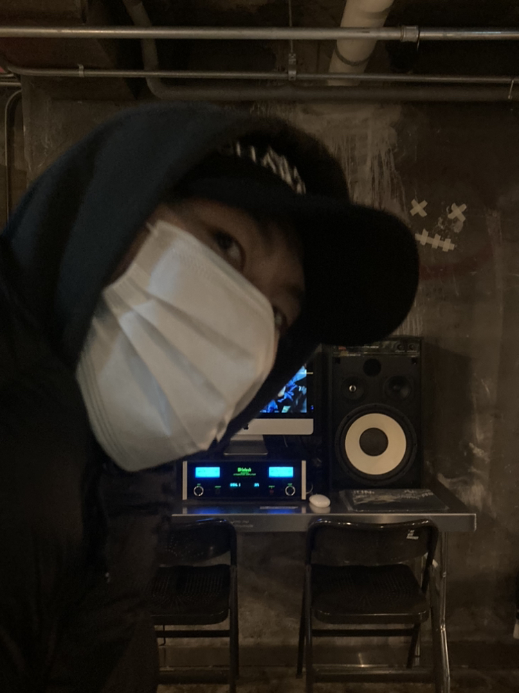 우진이야 포로리야 (@woo_jin_2_ya) 님의 게시물 | KREAM