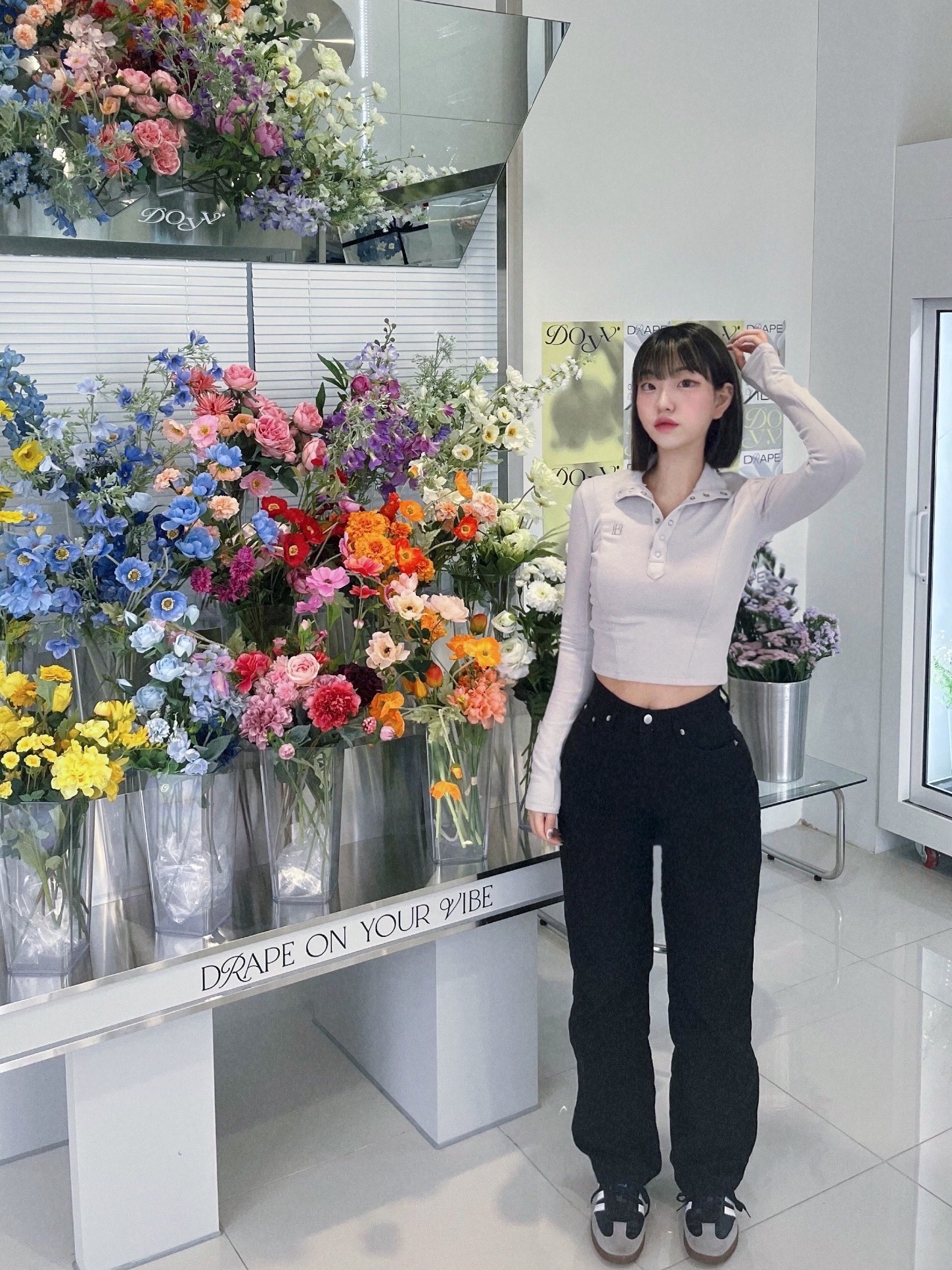 지수 (@zgoo_) 님의 게시물 | KREAM