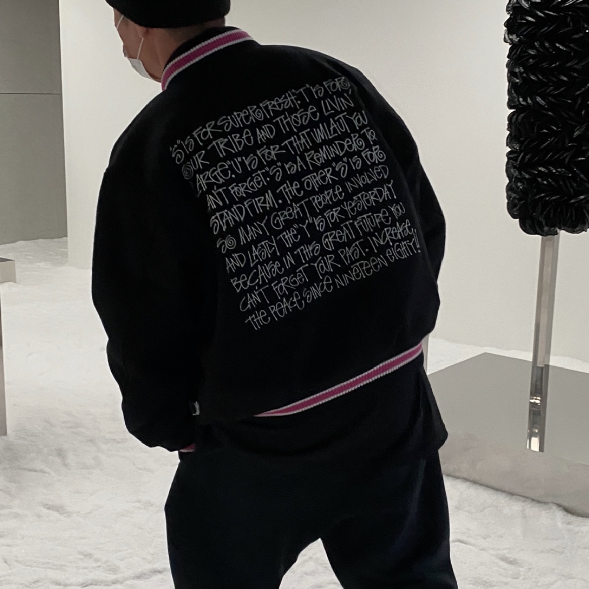 개집사 (@philosophy_jo) 님의 게시물 | KREAM