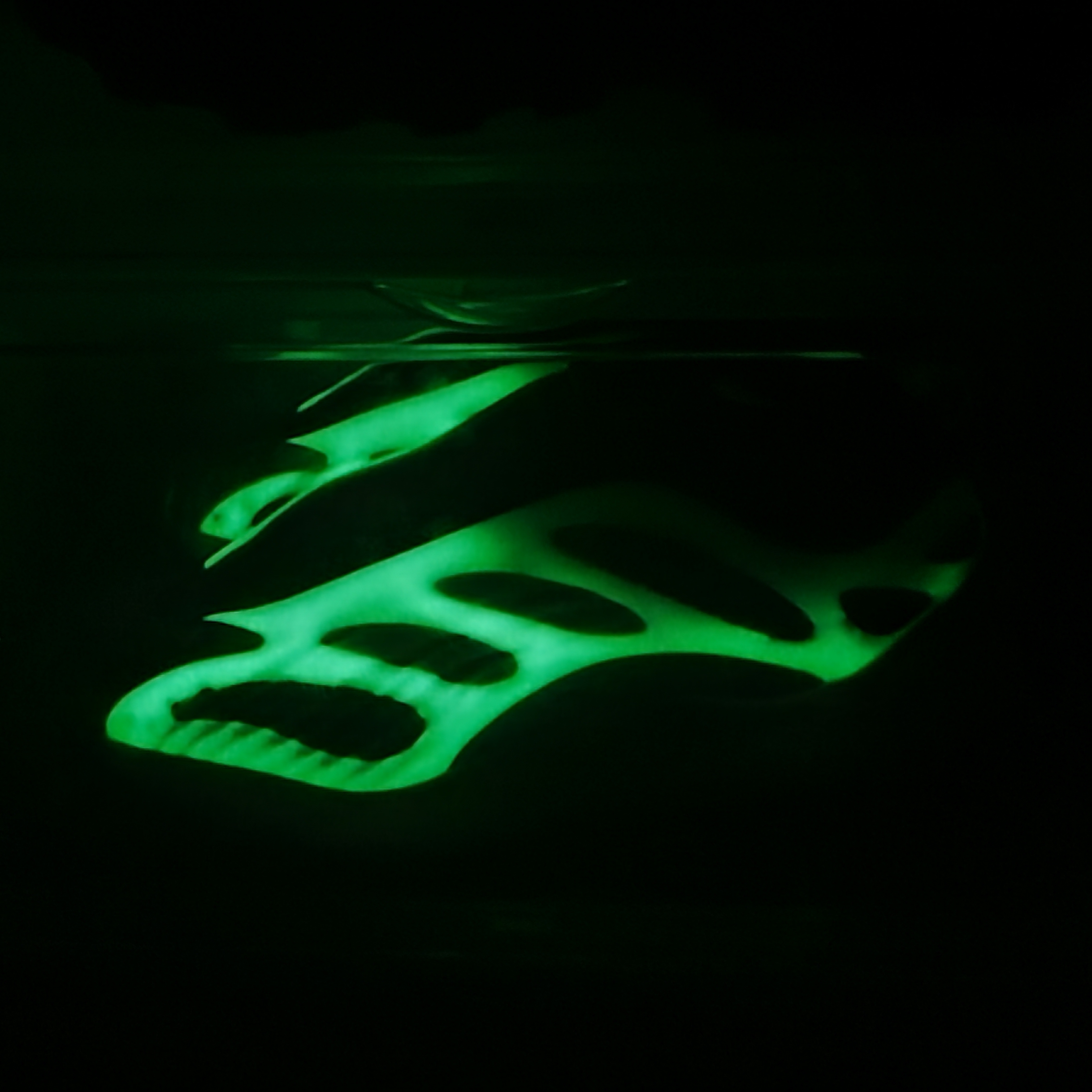 민규 (@96.ming9) 님의 게시물 | KREAM