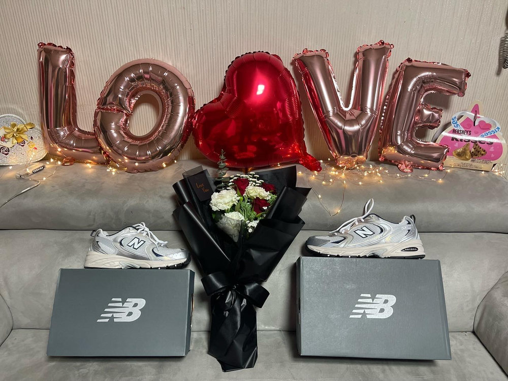 lovely-143 (@lovely1) 님의 게시물 | KREAM