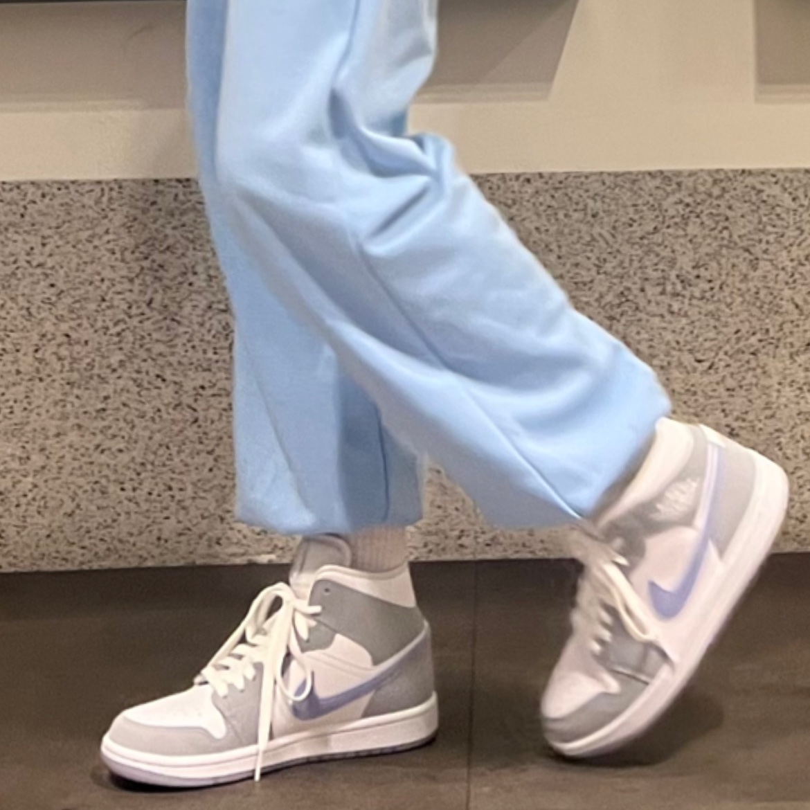 아냥이 (@ahh_zero) 님의 게시물 | KREAM