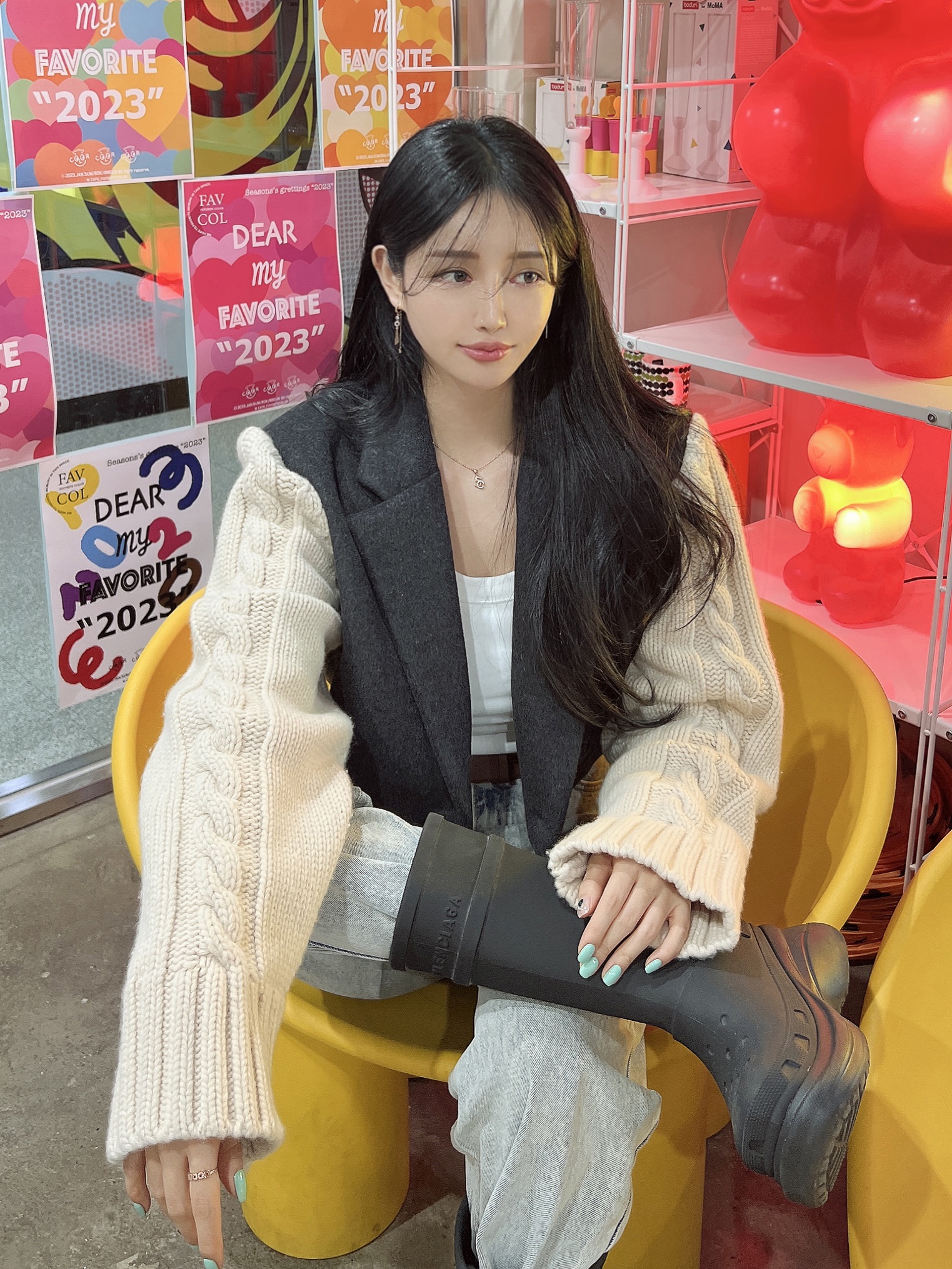 밍D (@y.mj_) 님의 게시물 | KREAM