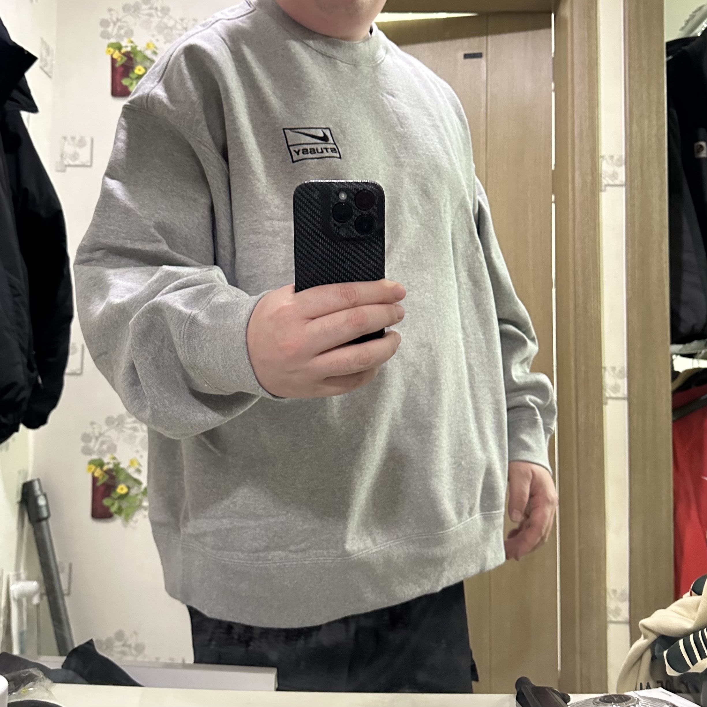 일당백 (@hi._.bye) 님의 게시물 | KREAM