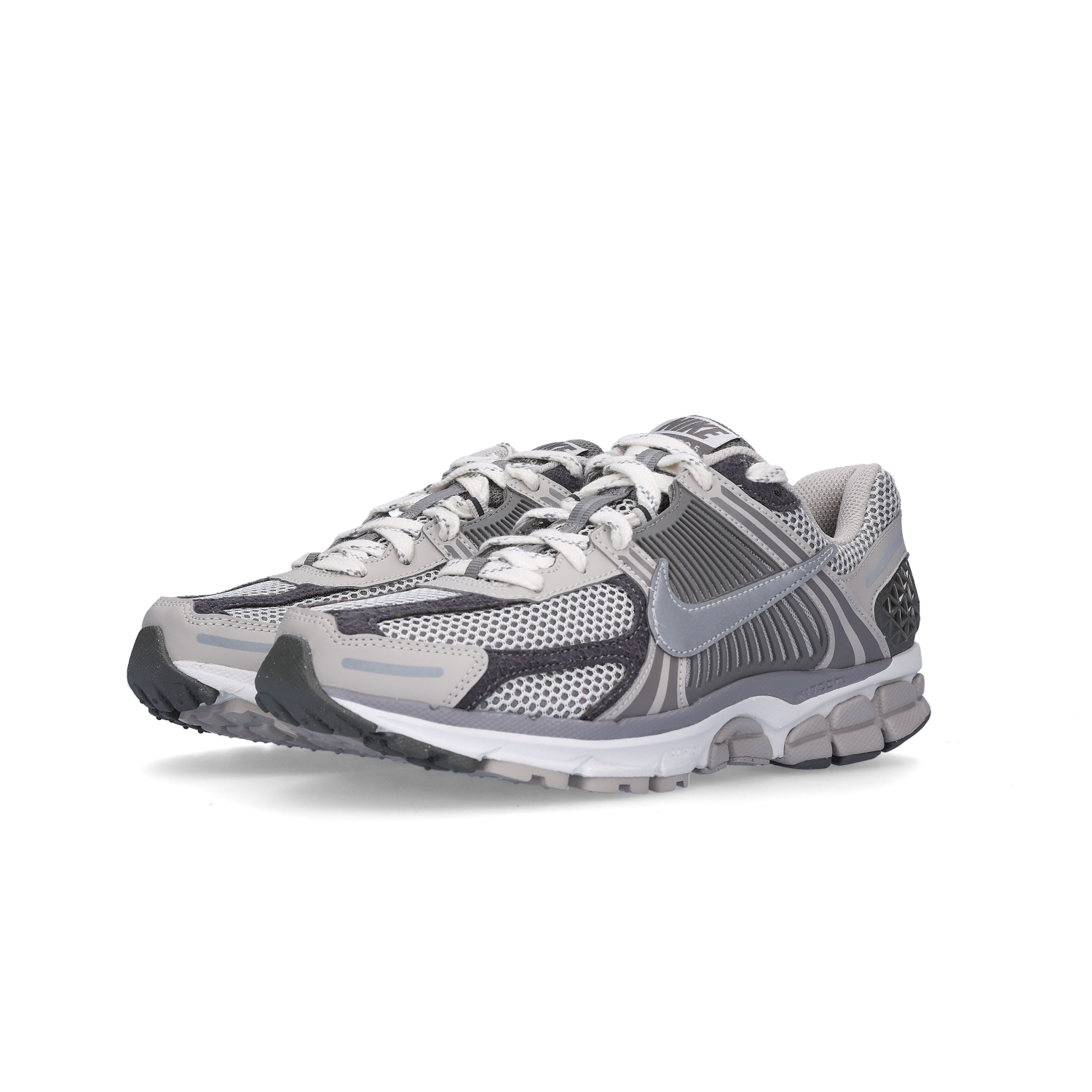 나이키 줌 보메로 5 프리미엄 라이트 아이언 오어 앤 플랫 퓨터 | KREAM