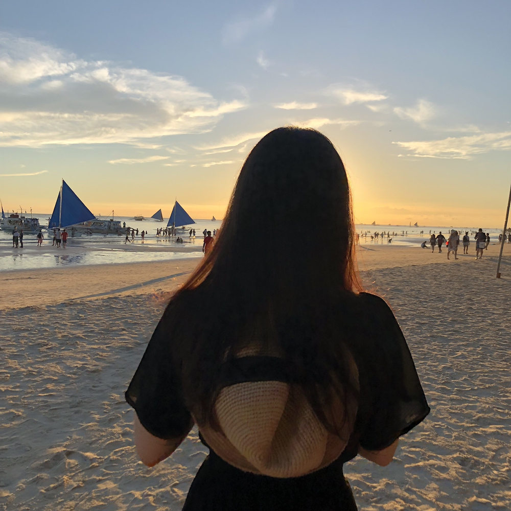 (@hjhj2222222) 님의 게시물 | KREAM