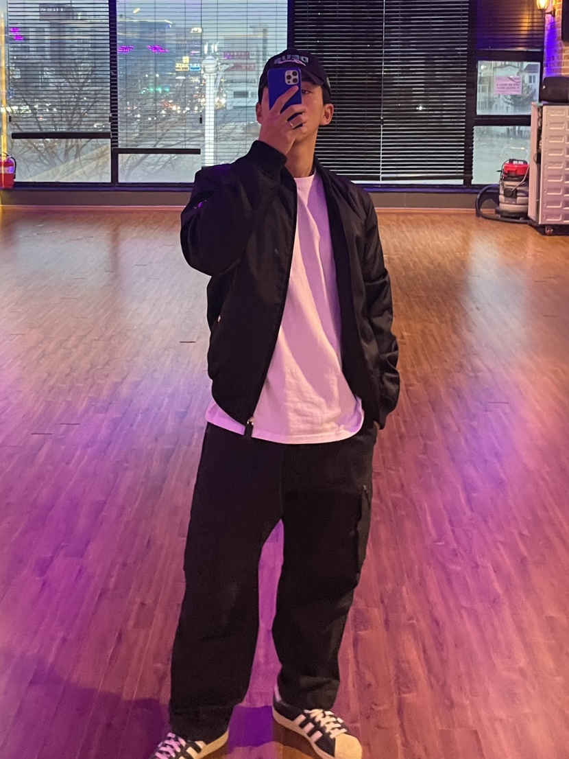 han (@dunkoryeezy) 님의 게시물 | KREAM